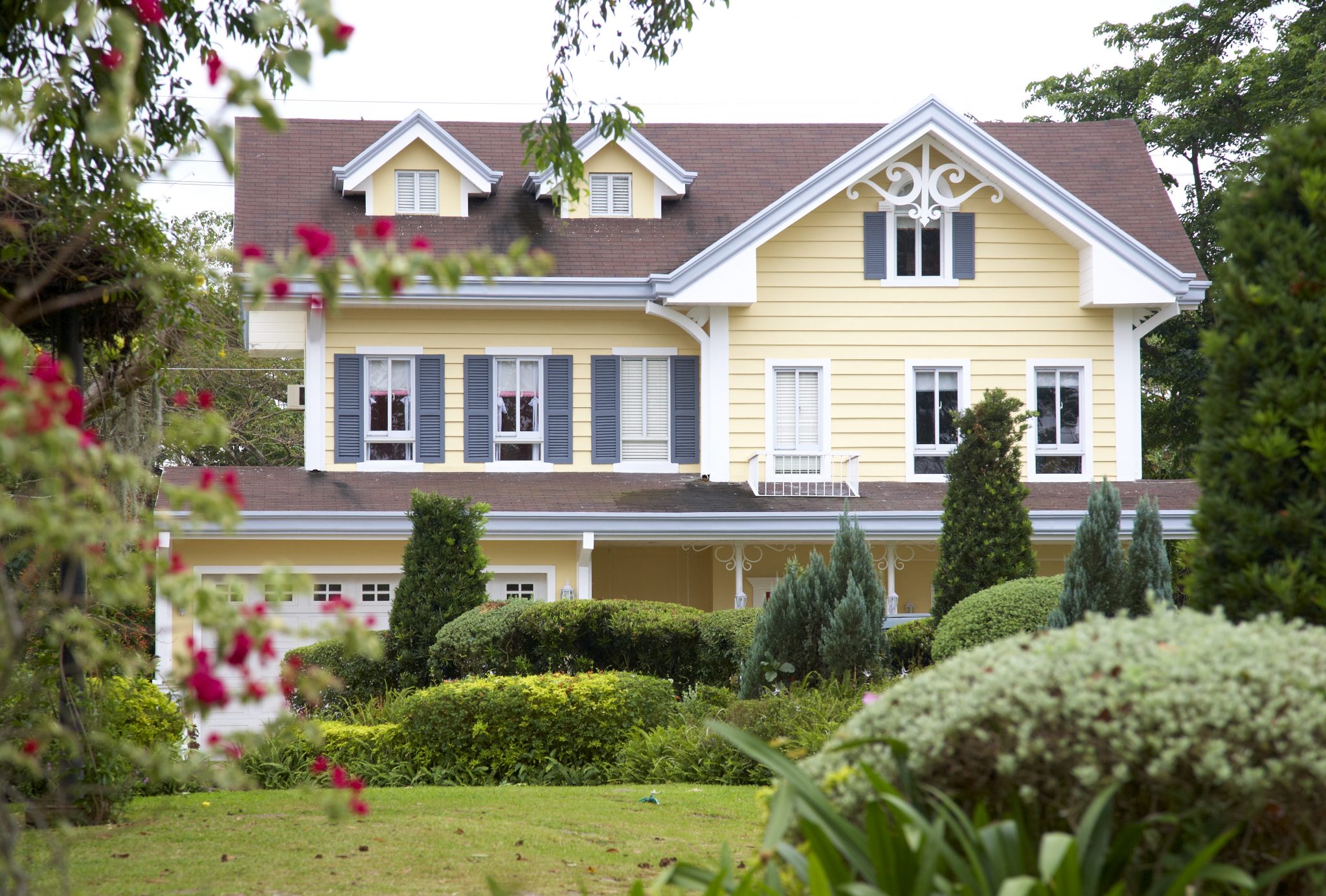 The Beauty of Country Living in Brittany's Thematic Communities