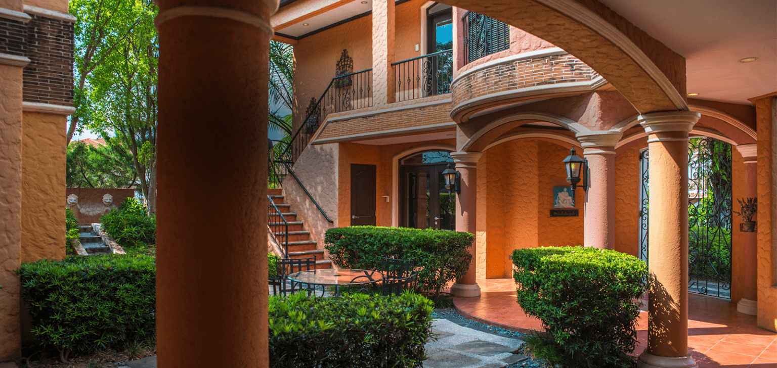 A Luxury Investment House and its Benefits | Luxury Homes by Brittany