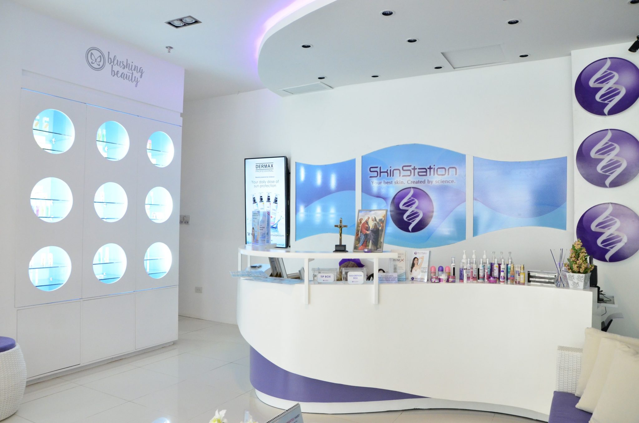 A Guide to Shopping at Evia Lifestyle Center | Brittany Corporation