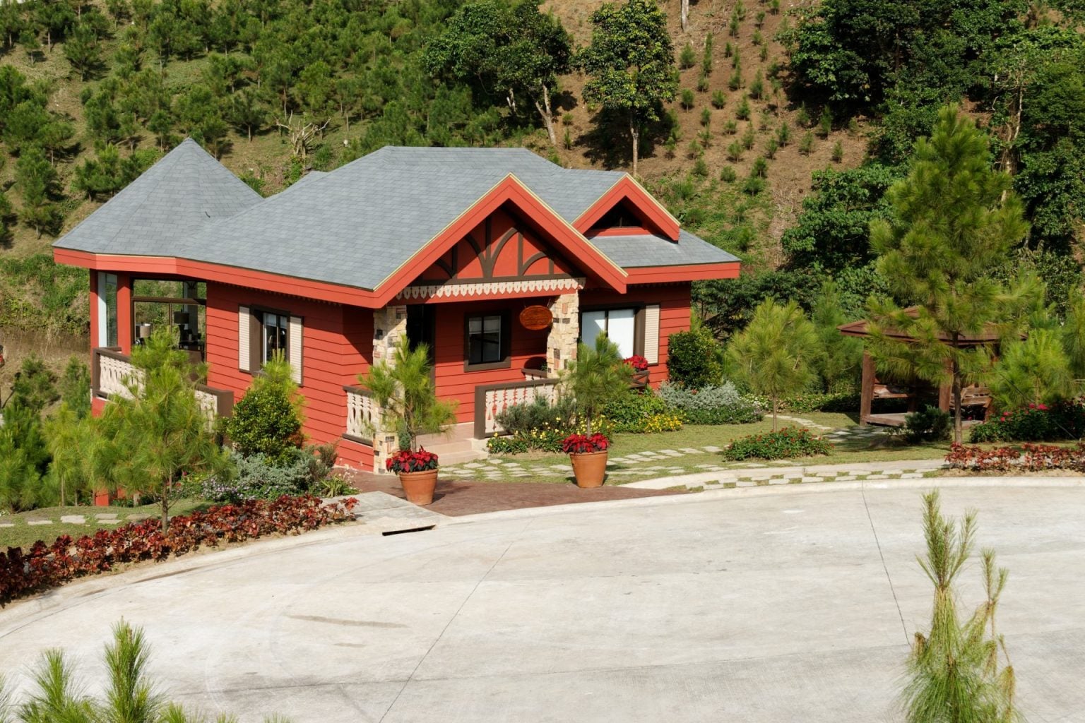 The Color Palette of Luxury | Luxury Homes by Brittany