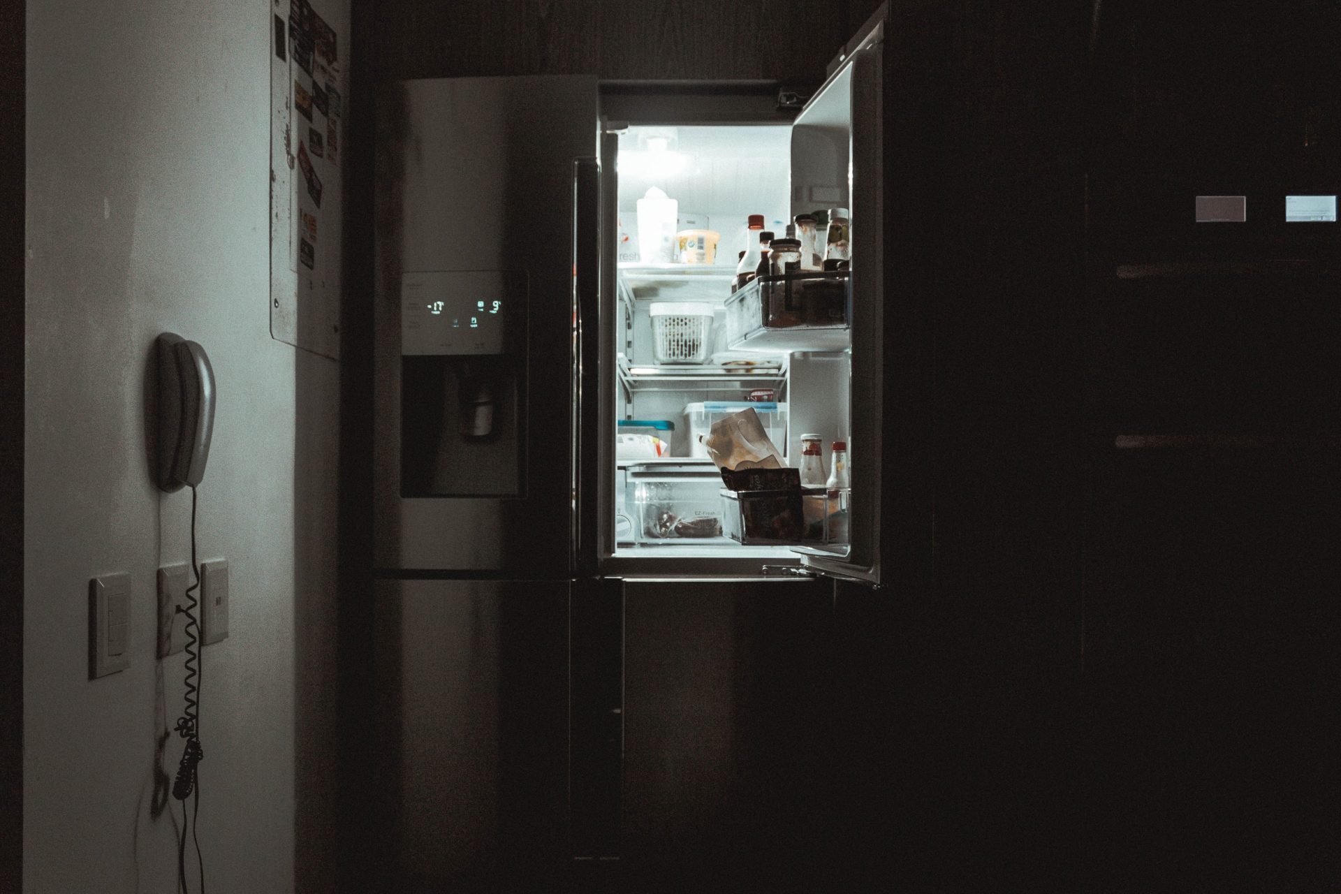 Smart Fridges For Your Luxury Kitchen | Luxury Living