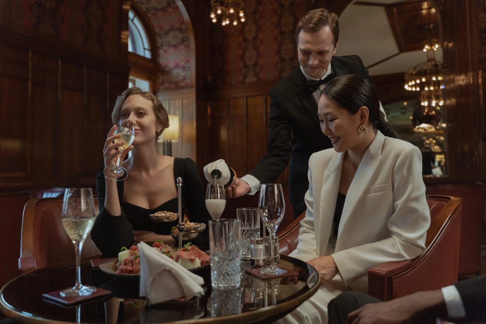 How To Prepare For Wine Tasting | Brittany Luxury Living