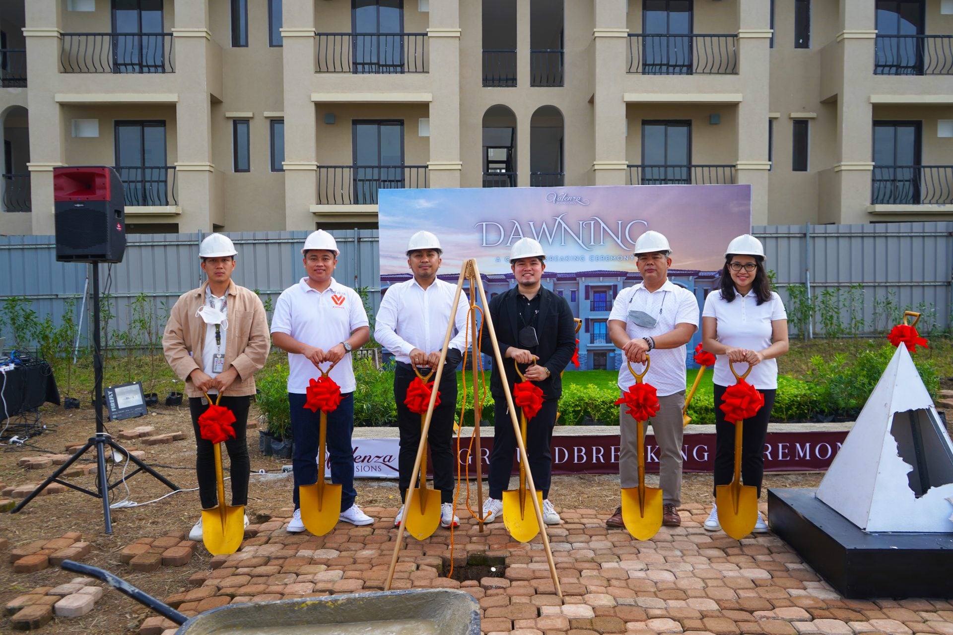 Dawning: Valenza Mansions' Groundbreaking Event | Luxury Living