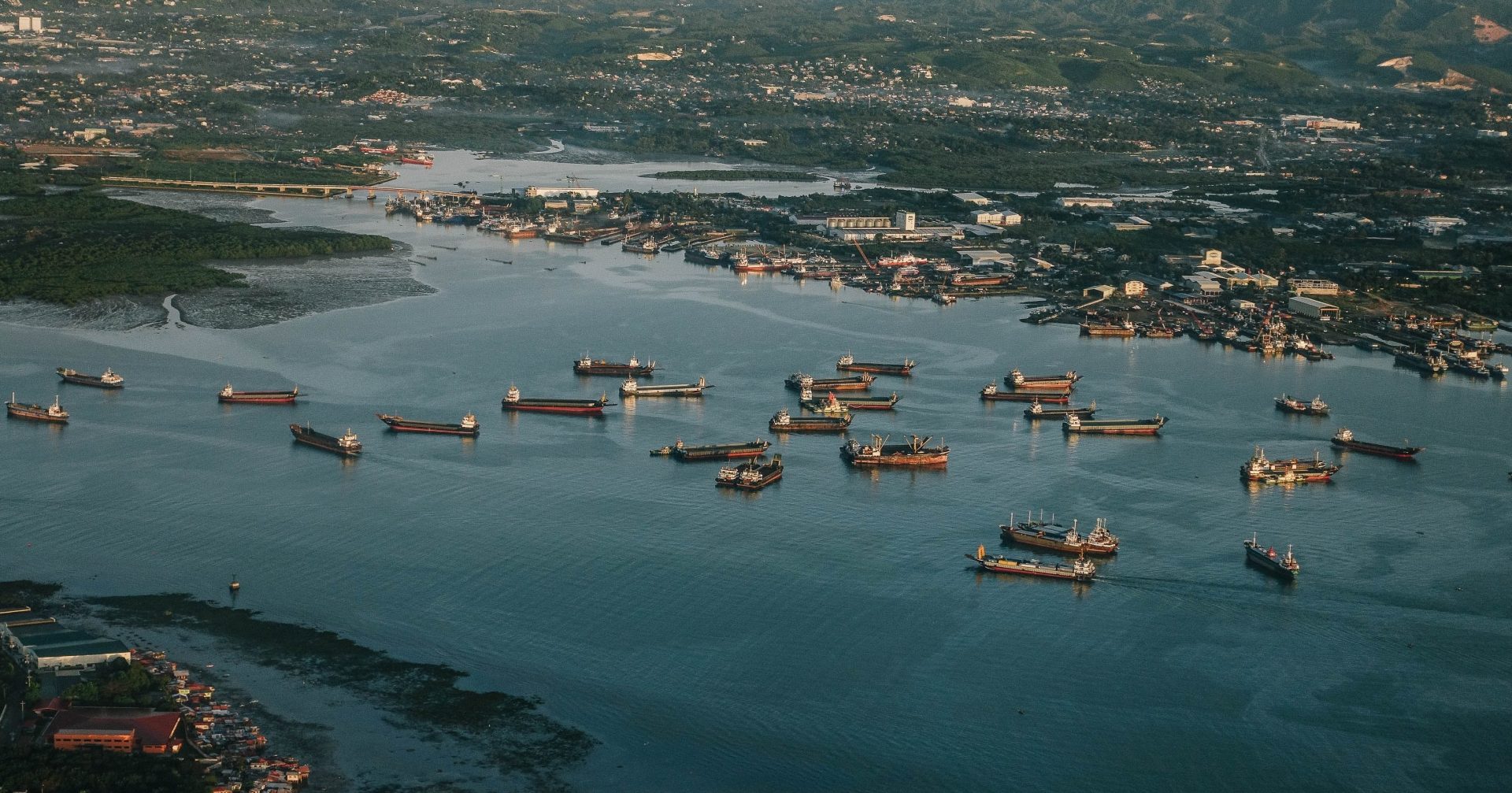How To Avoid Sea Vessel Collision Brittany Corporation