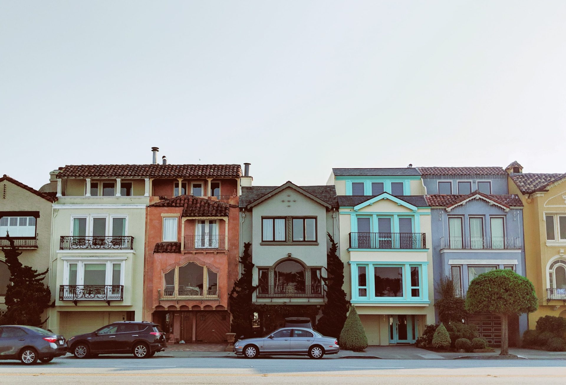 Live Work Play Environment: New Housing Trend | Luxury Living
