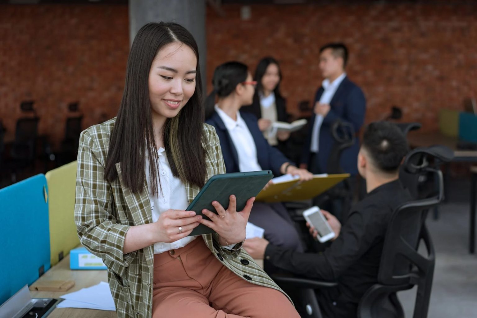The 8 Best Highest-Paying Jobs in the Philippines | Brittany